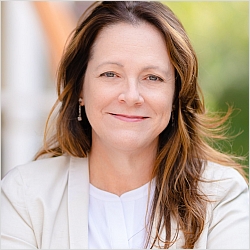 Dr. Lisa Terrell in Charlotte, North Carolina, 28203