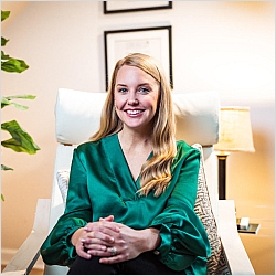 Stephanie Baldwin LCSW in