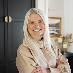 Samantha Awalt PhD in Lakewood, Colorado, 80228