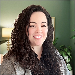 Angela Larson LMHCA in