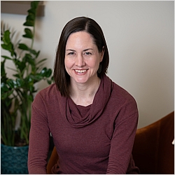 Erin Fox, APCC in Oakdale, Minnesota, 55128